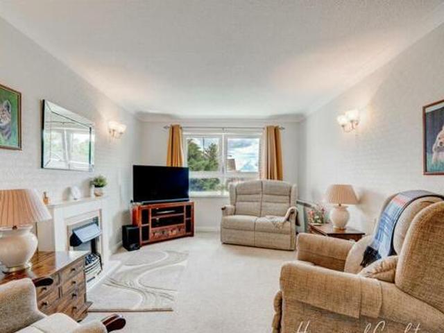 1 Bedroom Retirement Property For Sale In Danescourt Way, Danescourt