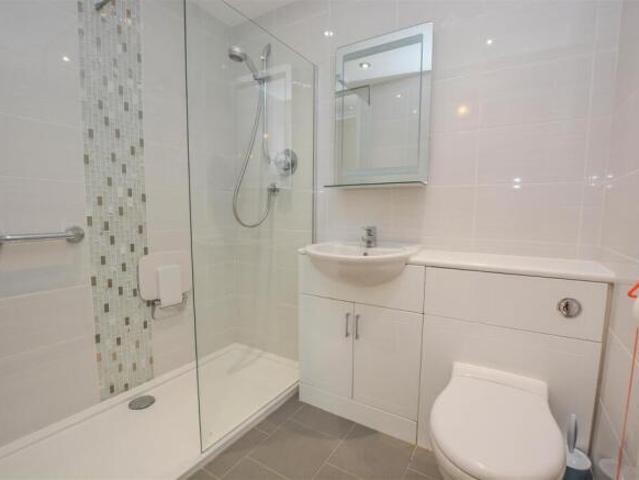 1 bedroom retirement property for sale in Eastfield Road, Brentwood, CM14