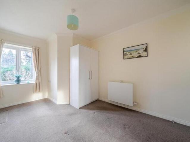 1 bedroom retirement property for sale in Eaton Lodge, Chester, Cheshire, CH2