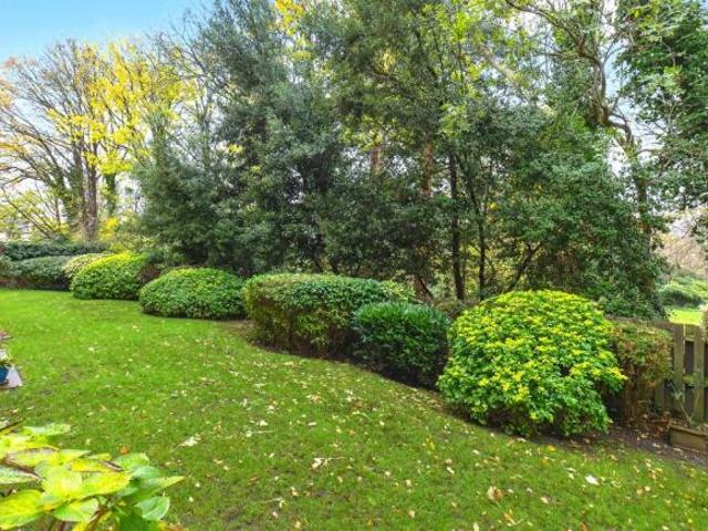 1 bedroom retirement property for sale in Ewell Road, Surbiton, KT6