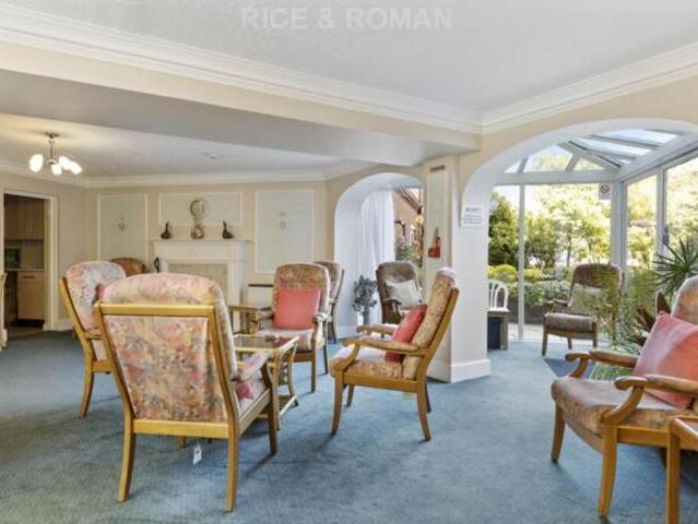 1 bedroom retirement property for sale in Fairview Court, Kingston upon Thames, KT2