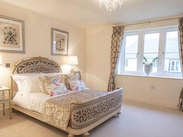 1 bedroom retirement property for sale in Frog Lane Tattenhall CH3
