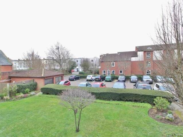 1 bedroom retirement property for sale in Green Road, Southsea, PO5