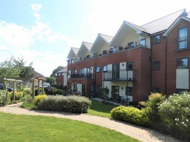 1 Bedroom Retirement Property For Sale In Hamble, Southampton