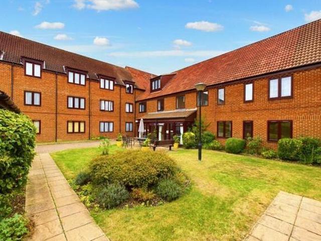 1 Bedroom Retirement Property For Sale In Hatfield