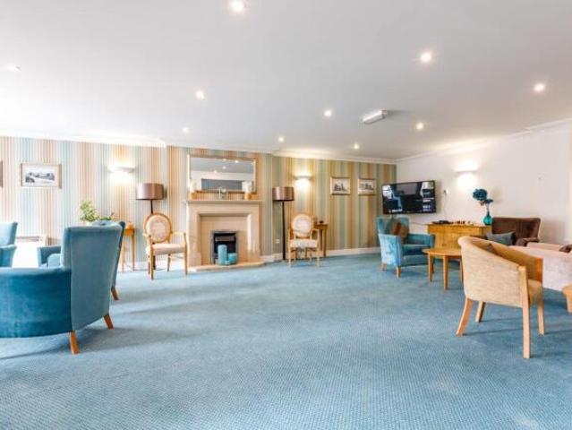 1 bedroom retirement property for sale in Hilltree Court, Fenwick Road, Giffnock, G46