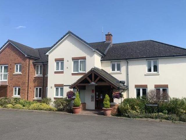 1 Bedroom Retirement Property For Sale In Hollyfield Road