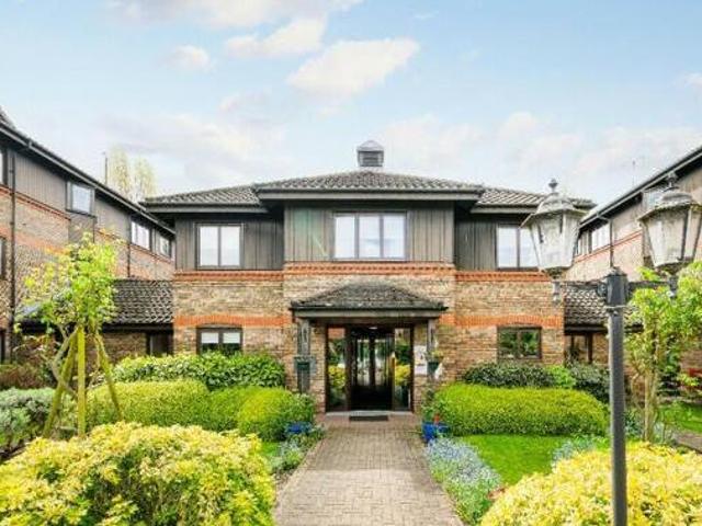 1 Bedroom Retirement Property For Sale In Ilford, London