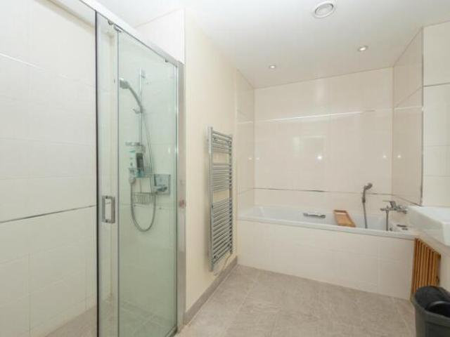 1 bedroom retirement property for sale in Kenilworth Road, Leamington Spa, Warwickshire, CV32