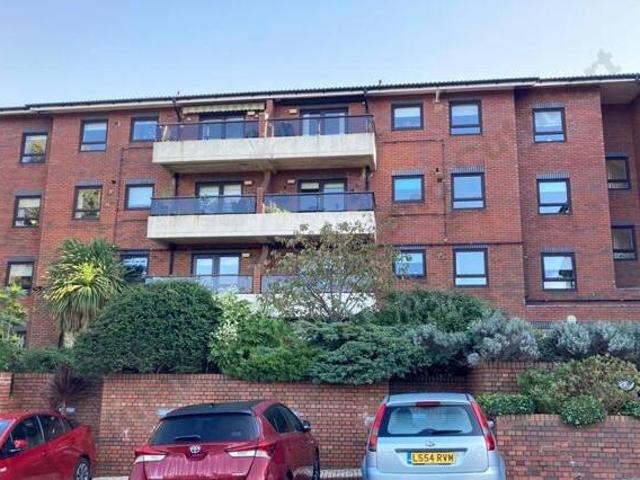 1 Bedroom Retirement Property For Sale In London