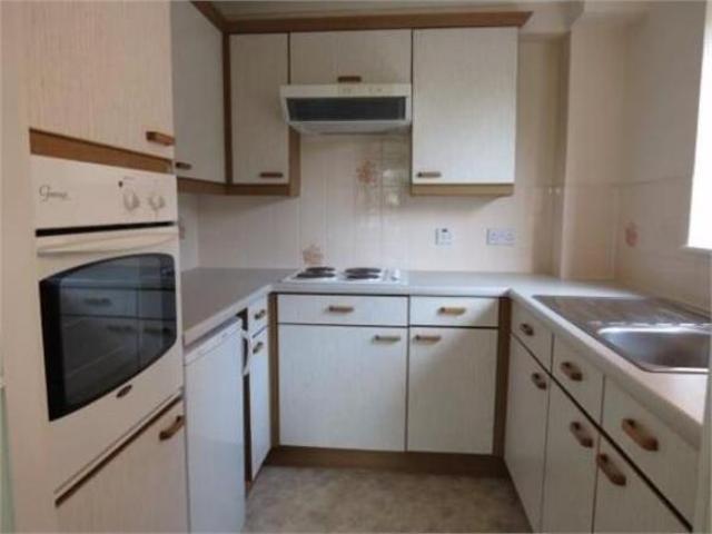 1 bedroom retirement property for sale in Lower High Street, Watford, WD17