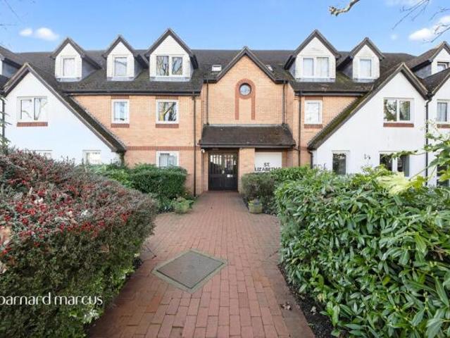 1 bedroom retirement property for sale in Mayfield Avenue, London, N12