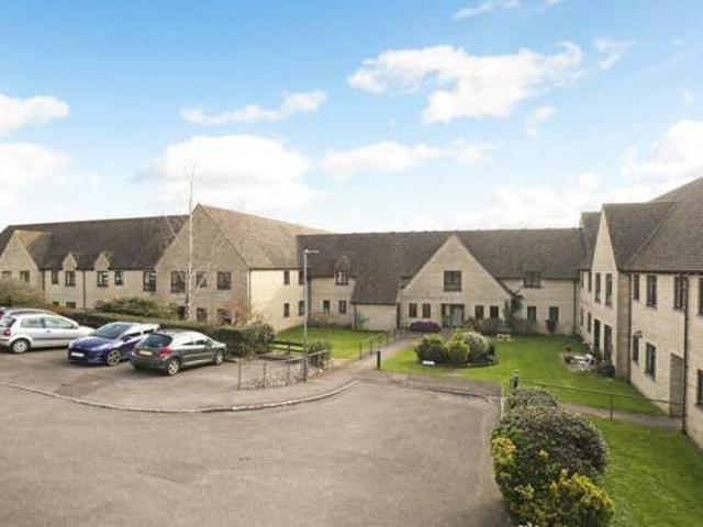 1 Bedroom Retirement Property For Sale In Minchinhampton