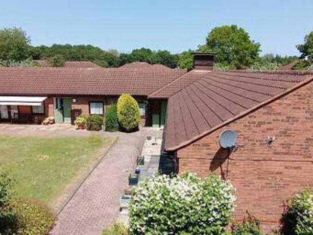 1 Bedroom Retirement Property For Sale In Milton Keynes, Buckinghamshire