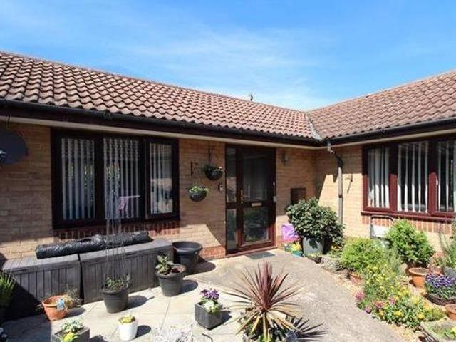1 bedroom retirement property for sale in Montgomery Court Kempston MK42 MK42