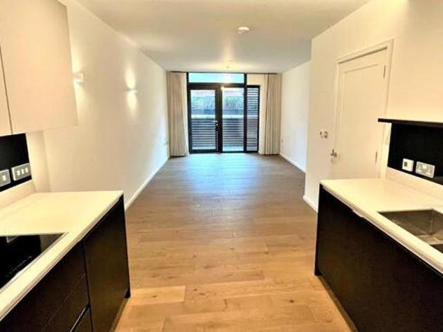 1 Bedroom Retirement Property For Sale In Nightingale Lane, London