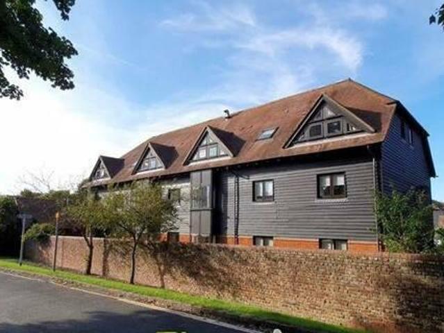 1 bedroom retirement property for sale in Palace Gate Hook RG29