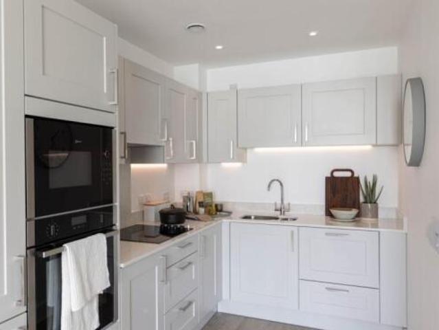 1 bedroom retirement property for sale in PEGASUS BATH LEAT, Upper Bristol Rd, Bath BA1 3ER, BA1