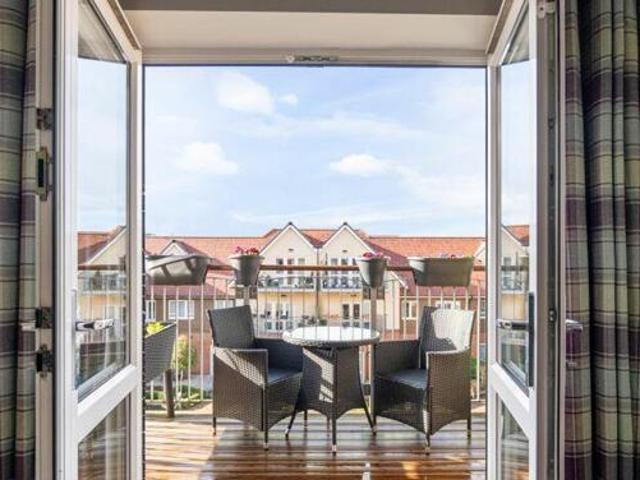 1 Bedroom Retirement Property For Sale In Redfields Lane