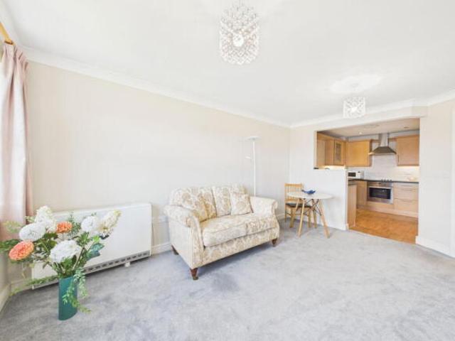 1 bedroom retirement property for sale in Rotary Lodge St. Botolphs Road, Worthing, BN11