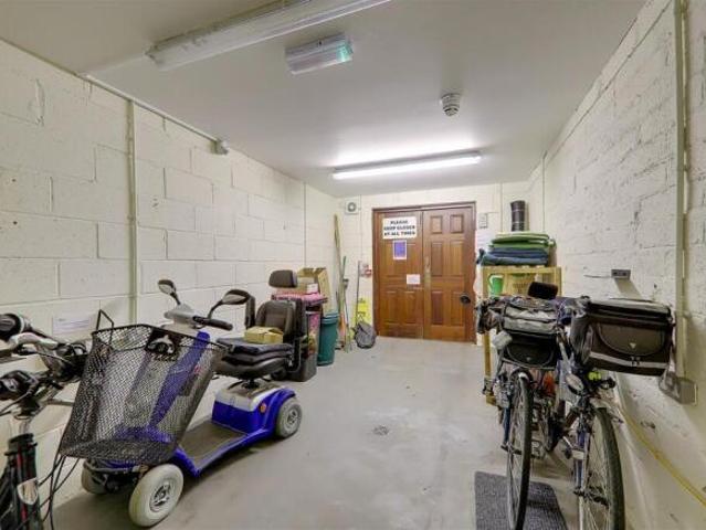 1 bedroom retirement property for sale in Pegasus Court, Worthing, BN11