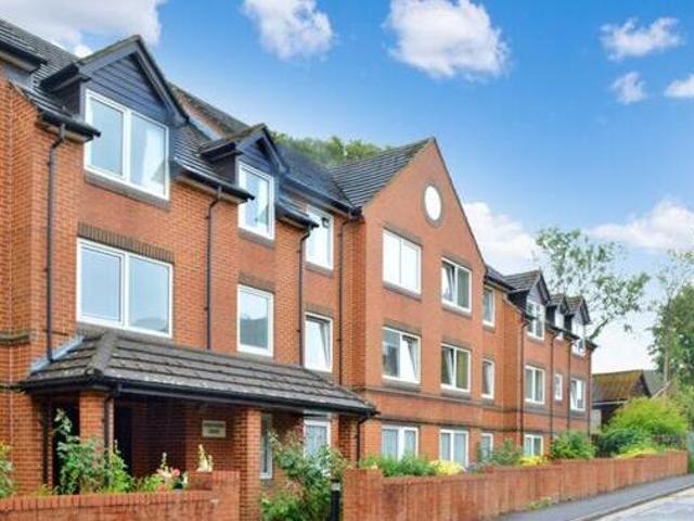 1 Bedroom Retirement Property For Sale In Southgate