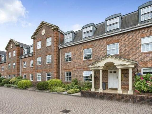1 Bedroom Retirement Property For Sale In Surrey