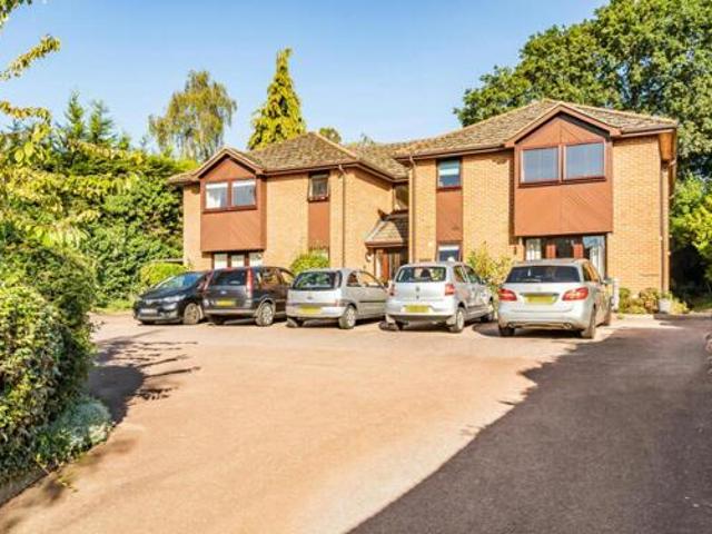 1 Bedroom Retirement Property For Sale In Surrey