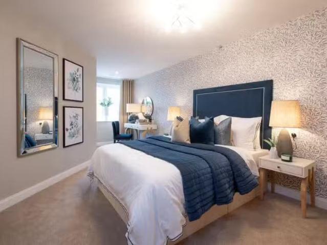 1 bedroom retirement property for rent in 14 Churchfield Road.