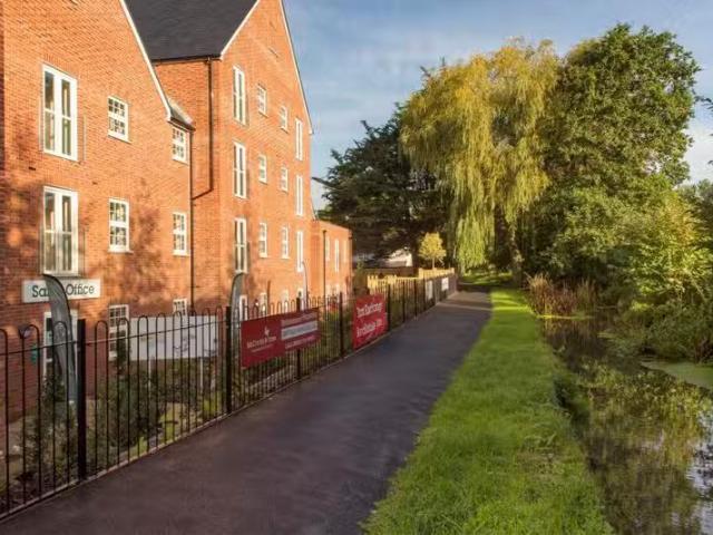 1 bedroom retirement property for rent in Tumbling Weir Way, O.
