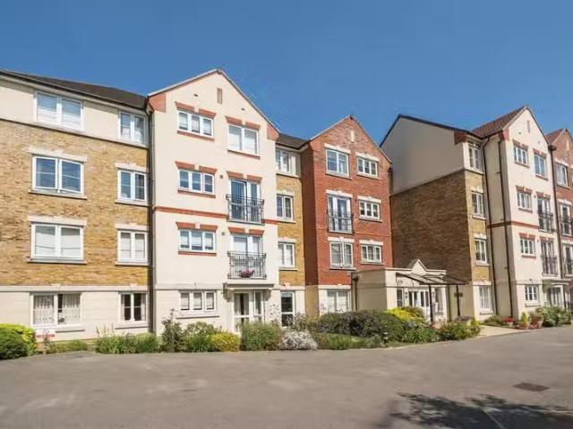 1 bedroom retirement property for rent in Ash Lodge, Walton On.