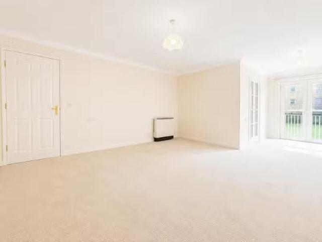 1 bedroom retirement property for rent in Beech Street, BINGLE.