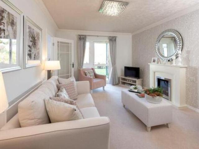 1 bedroom retirement property for rent in Beeches Lodge, Burnham, Buckinghamshire, SL1