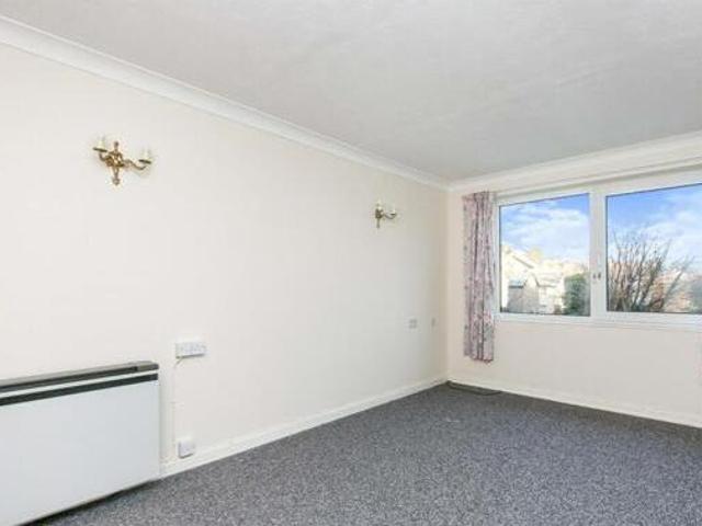 1 Bedroom Retirement Property For Rent In Conway Road, Colwyn Bay