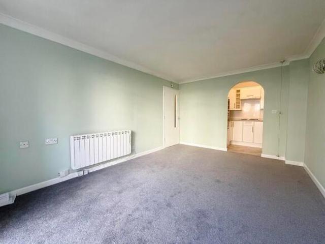 1 bedroom retirement property for rent in Cottage Grove, Southsea, PO5