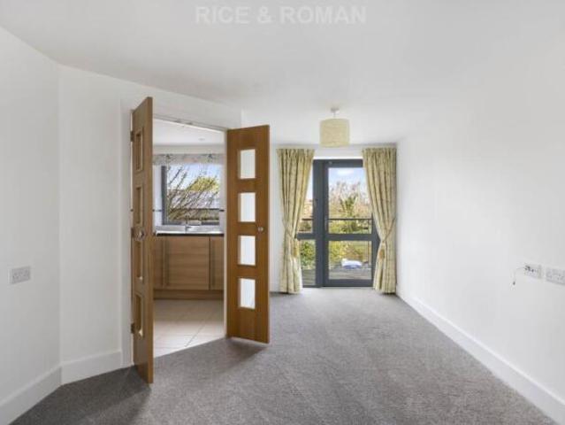 1 bedroom retirement property for rent in Elles House, Wallington, SM6