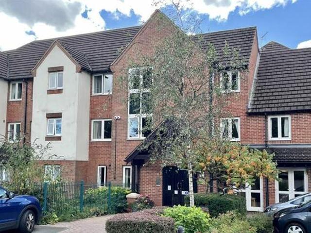1 Bedroom Retirement Property For Rent In Haslucks Green Road, Shirley