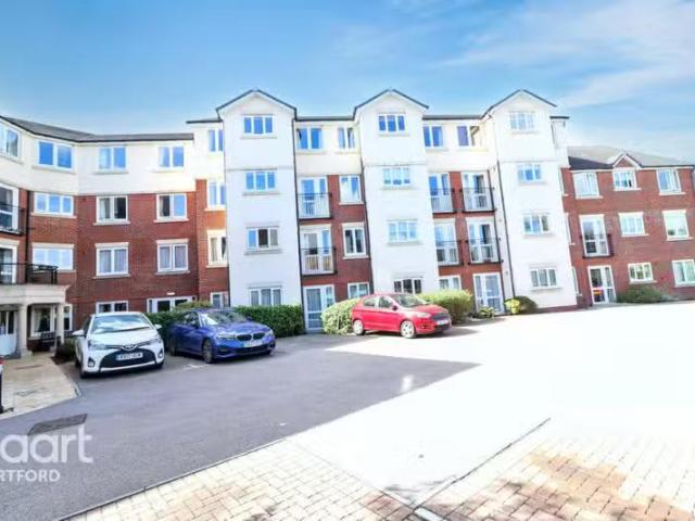 1 bedroom retirement property for rent in High Street, ORPINGT.