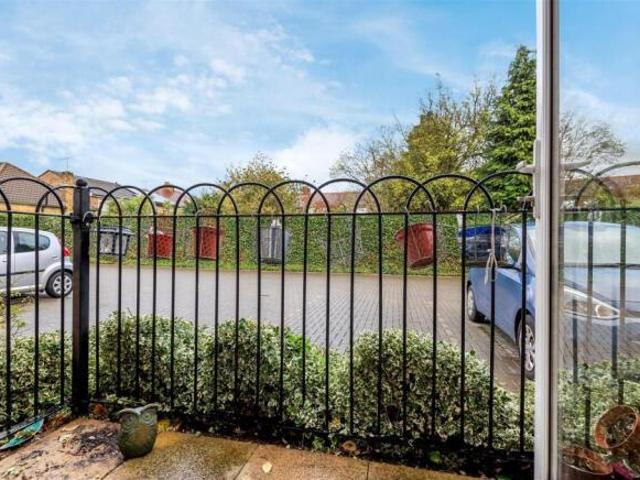 1 bedroom retirement property for rent in King Henry Lodge, Chingford, Essex, E4