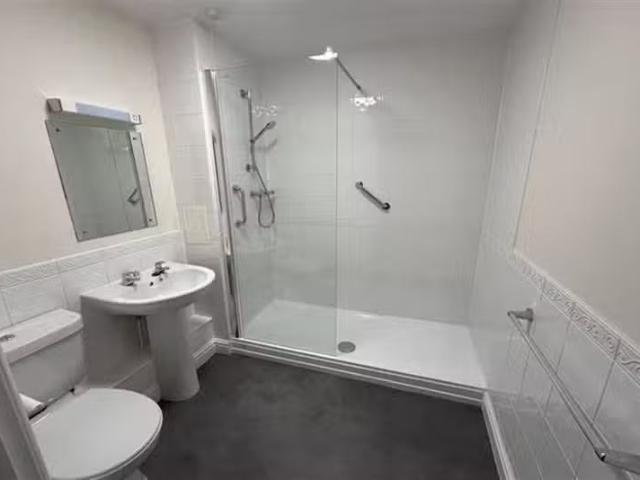 1 bedroom retirement property for rent in Magnolia Grange, 2 4.