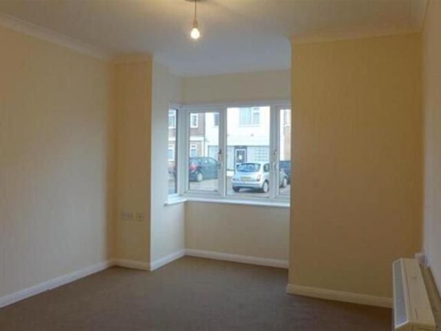 1 bedroom retirement property for rent in Maple Court, Station Road, Hayling Island, PO11
