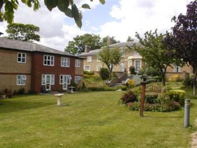 1 bedroom retirement property for rent in Old Rectory Court, Southchurch Rectory Chase, Southend On Sea, SS2