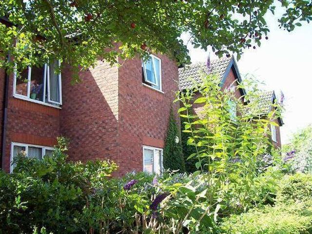 1 bedroom retirement property for rent in Redwood House Church Road Northenden Greater Manchester