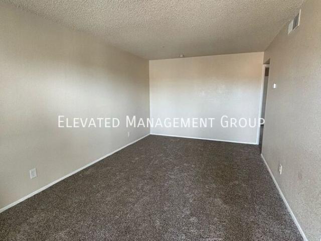 $100 OFF First Month Rent 1 Bedroom Ready for Immediate Move In!