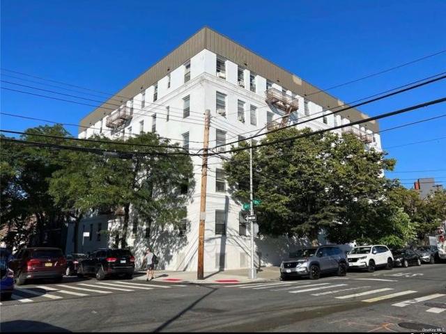 1 bedroom, Woodside NY 11377 72692175