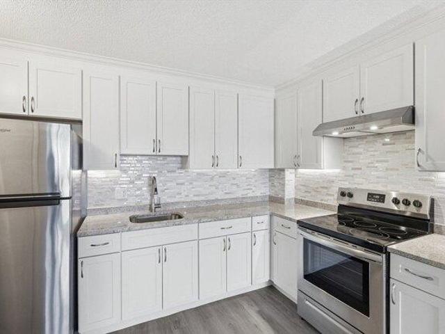 1 bedroom, Watertown MA 02472 105095159