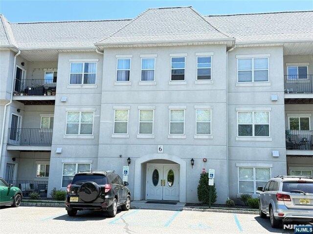 1 bedroom, Wayne NJ 07470 LS102824320