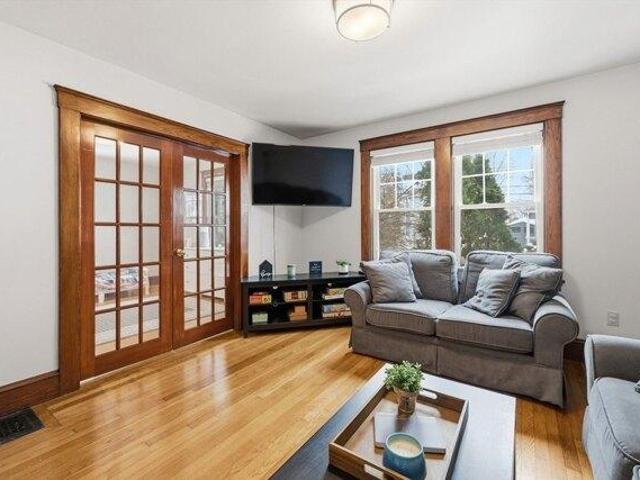 1 bedroom, Waltham MA 02453 103127947
