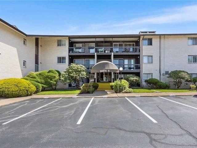1 bedroom, Warwick RI 02888 104649538