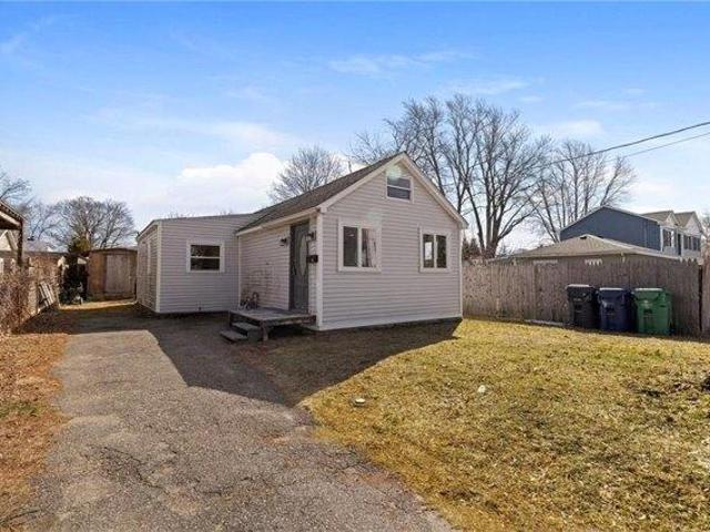 1 bedroom, Warwick RI 02889 101897652